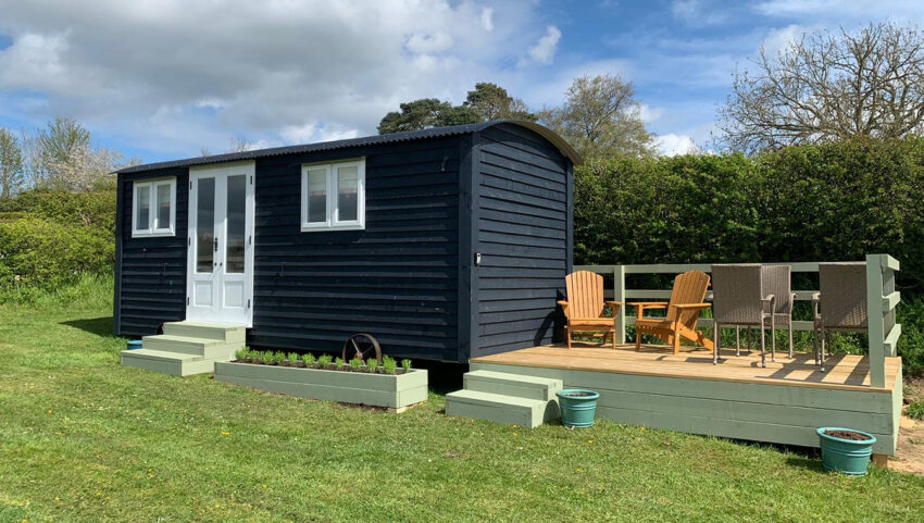 The Shetland | Luxury Shepherd's Hut For Sale | Black Sheep